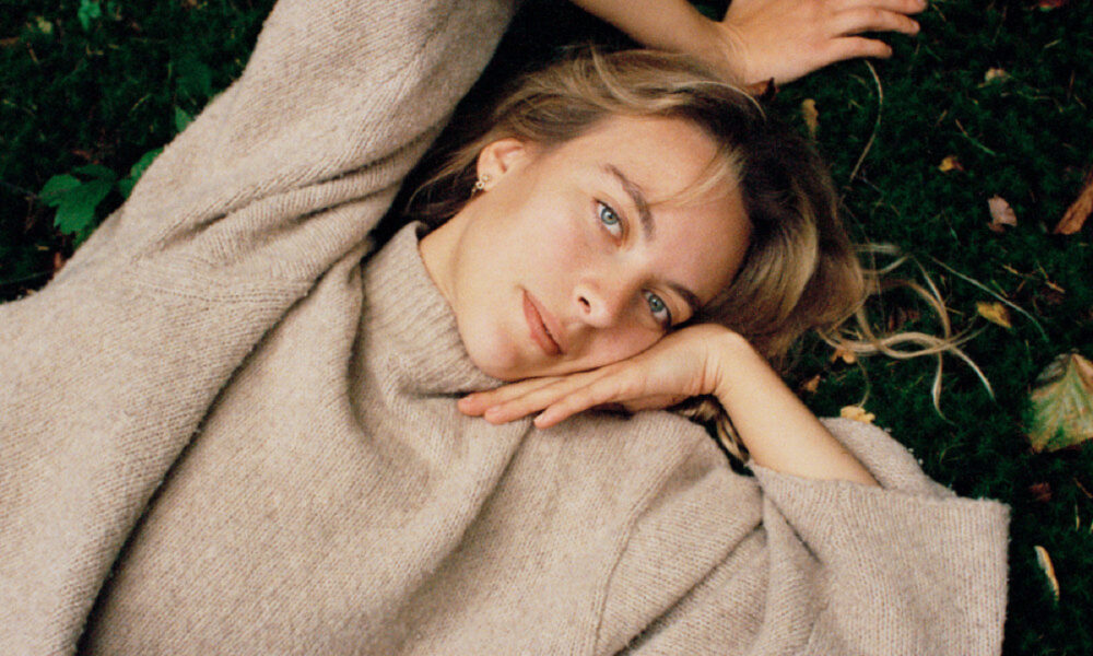 Naima Bock、'Toll'のMVを公開 | Niche Music