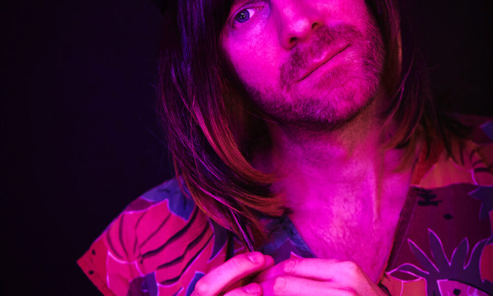 Angela Aux、'Traveler of the Mind'を公開 | Niche Music