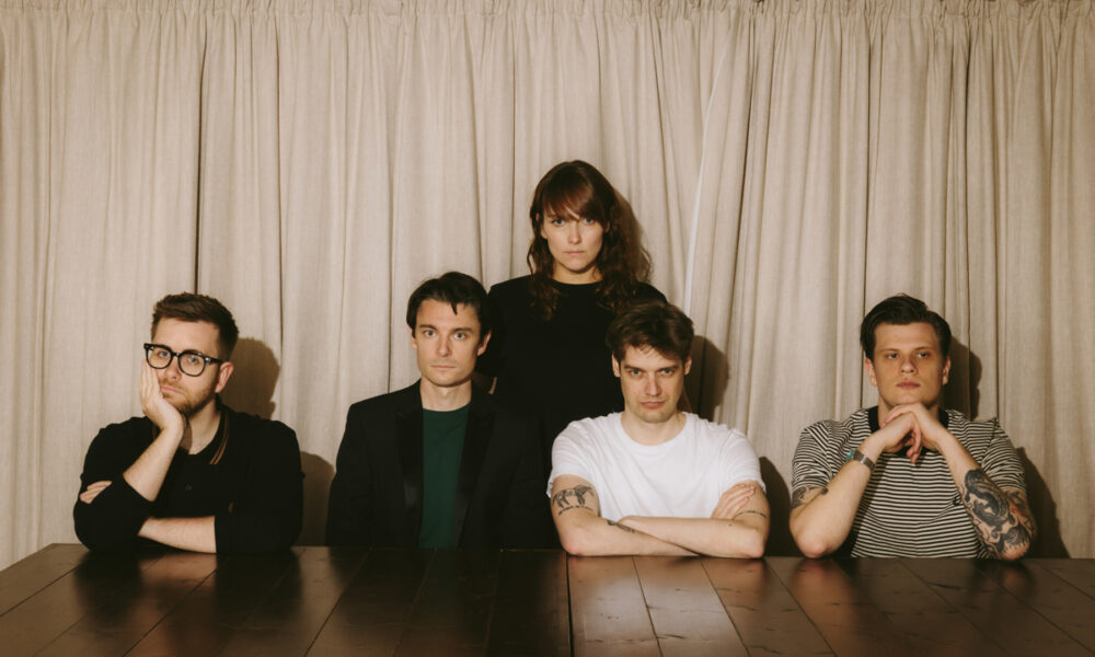 Pit Pony、'Well Well'のMVを公開 | Niche Music