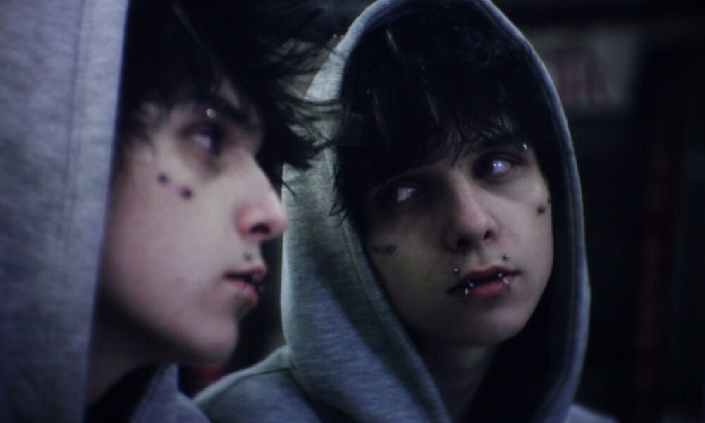 re6ce、'brown eyes* ft. riovaz'のMVを公開 | Niche Music