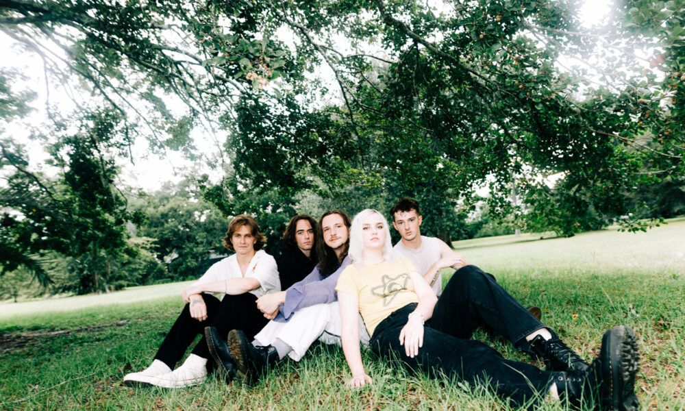 flipturn、'Burnout Days'のMVを公開 | Niche Music